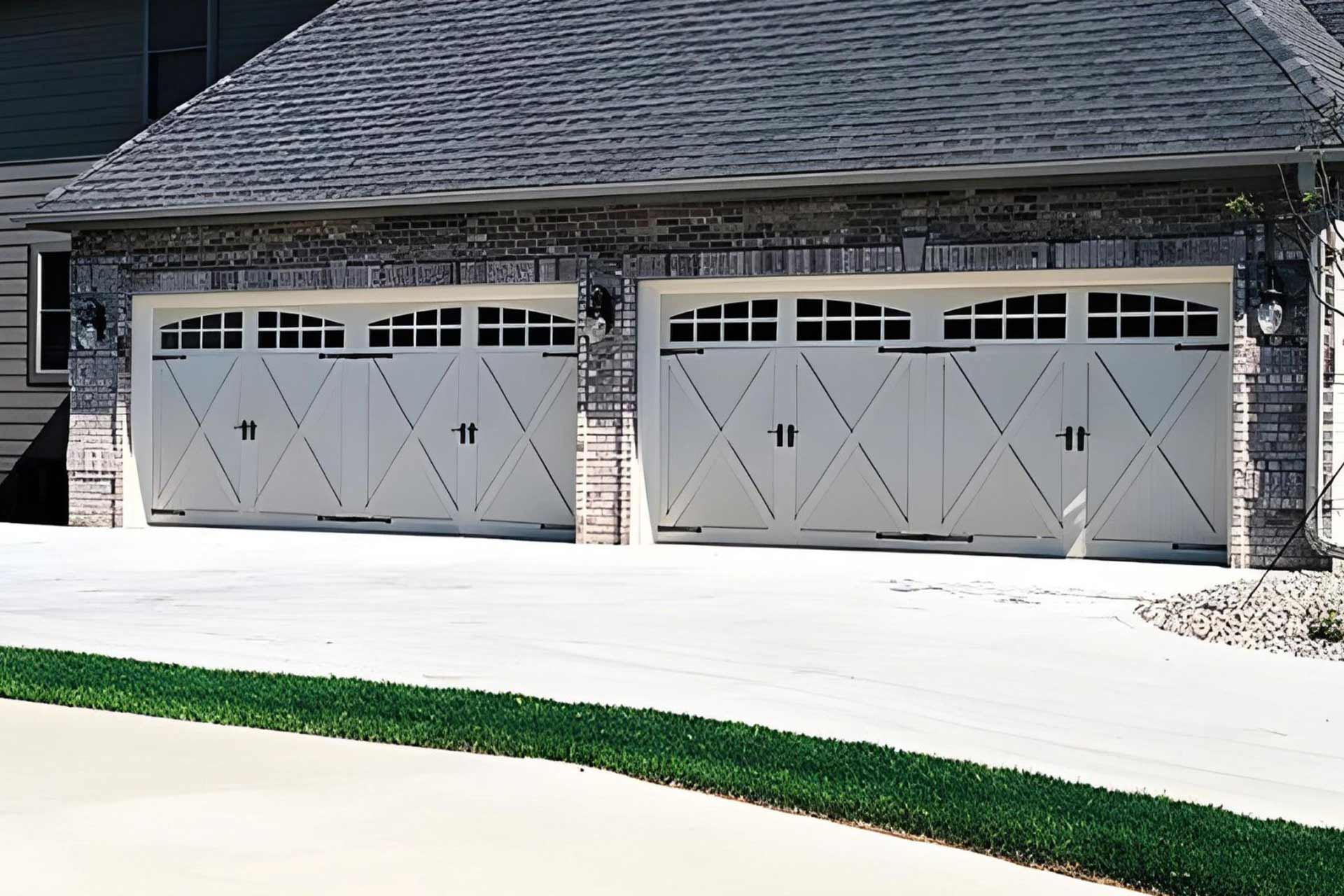 Garage Door – 5534A with 2-2 Piece Arched Stockton Windows, Almond ...