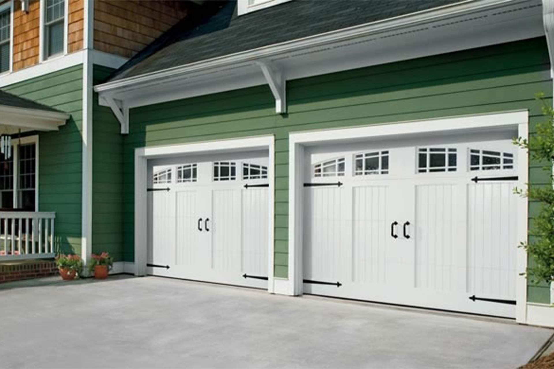 Garage Door – Bob Timberlake Davidson with Seeded Glass Windows ...